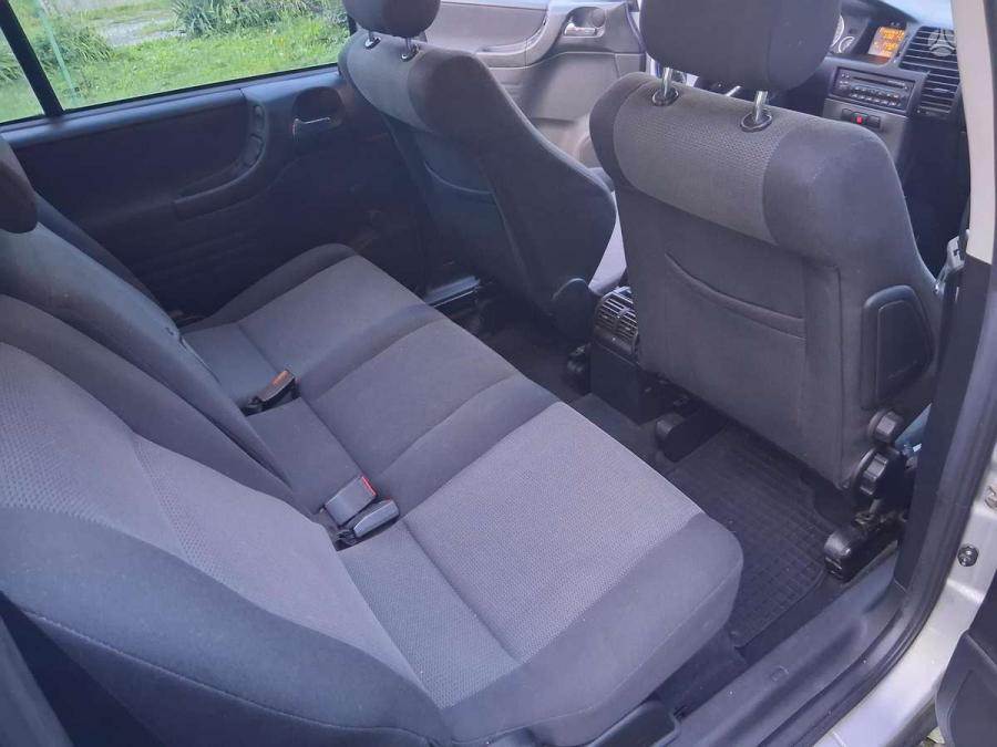 Grey Opel Zafira 2004 in Marijampole, with an engine capacity of 2.00 L and mileage of 173 thousand km for 950 €, photo 15 on AUTOMOTO.COM.LV