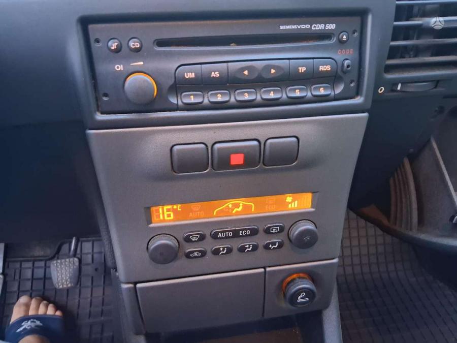 Grey Opel Zafira 2004 in Marijampole, with an engine capacity of 2.00 L and mileage of 173 thousand km for 950 €, photo 19 on AUTOMOTO.COM.LV