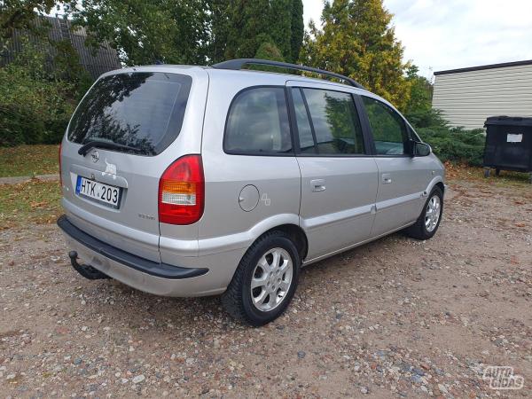 Opel Zafira 2004 Vilkaviškis vietnē Pelēks Opel Zafira 2004 Vilkaviškis, ar dzinēja tilpumu 2.20 L un nobraukumu 380 tūkst. km par 550 €, foto 1 vietnē AUTOMOTO.COM.LV