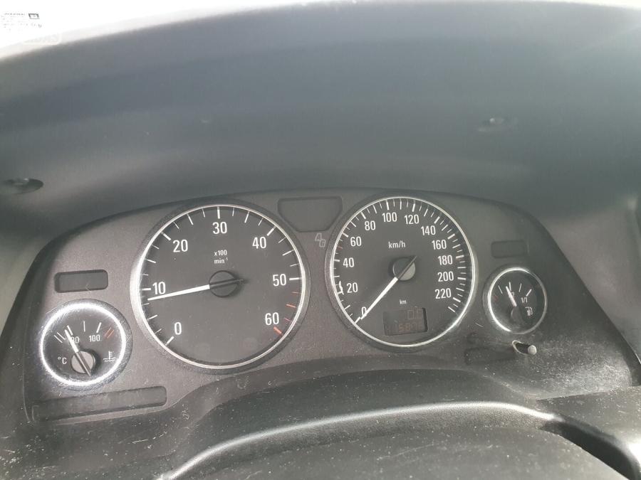 Grey Opel Zafira 2004 in Vilkaviskis, with an engine capacity of 2.20 L and mileage of 380 thousand km for 550 €, photo 7 on AUTOMOTO.COM.LV