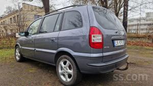 Grey Opel Zafira 2005 in Riga, with an engine capacity of 2.20 L and mileage of 302 thousand km for 1550 €, photo 2 on AUTOMOTO.COM.LV