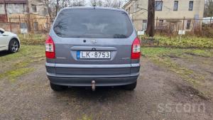 Grey Opel Zafira 2005 in Riga, with an engine capacity of 2.20 L and mileage of 302 thousand km for 1550 €, photo 6 on AUTOMOTO.COM.LV