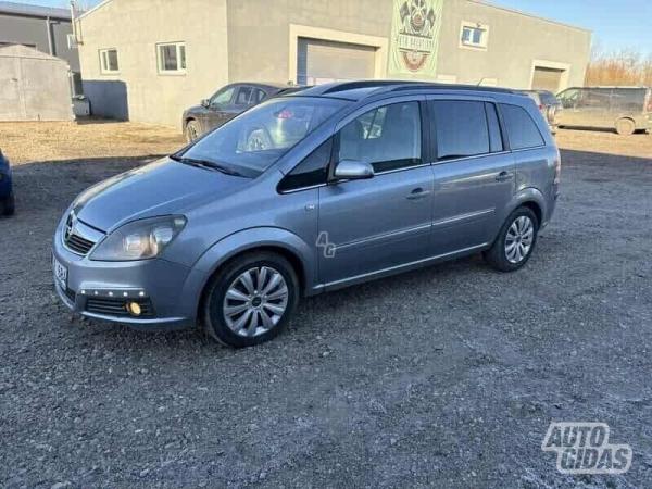 Pelēks Opel Zafira 2005 Viļņa, ar dzinēja tilpumu 1.90 L un nobraukumu 240 tūkst. km par 1450 €, foto 1 vietnē AUTOMOTO.COM.LV
