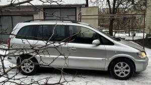 Pelēks Opel Zafira 2005 Viļņa, ar dzinēja tilpumu 2.20 L un nobraukumu 278 tūkst. km par 500 €, foto 6 vietnē AUTOMOTO.COM.LV