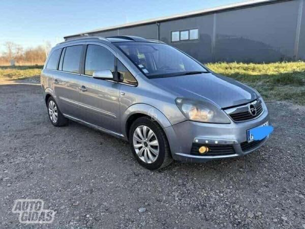 Pelēks Opel Zafira 2005 Viļņa, ar dzinēja tilpumu 1.90 L un nobraukumu 240 tūkst. km par 1550 €, foto 2 vietnē AUTOMOTO.COM.LV