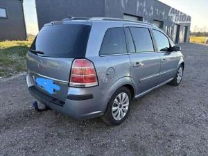 Grey Opel Zafira 2005 in Vilnius, with an engine capacity of 1.90 L and mileage of 240 thousand km for 1550 €, photo 4 on AUTOMOTO.COM.LV