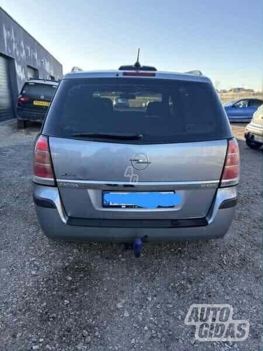 Grey Opel Zafira 2005 in Vilnius, with an engine capacity of 1.90 L and mileage of 240 thousand km for 1550 €, photo 6 on AUTOMOTO.COM.LV