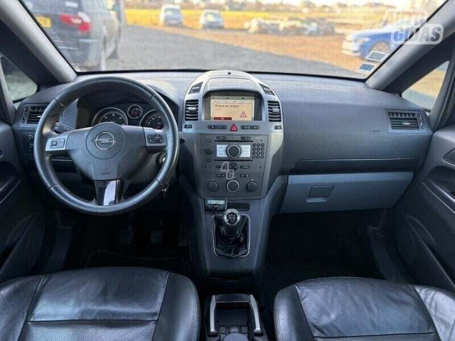 Grey Opel Zafira 2005 in Vilnius, with an engine capacity of 1.90 L and mileage of 240 thousand km for 1550 €, photo 9 on AUTOMOTO.COM.LV