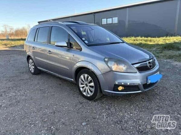 Grey Opel Zafira 2005 in Vilnius, with an engine capacity of 1.90 L and mileage of 240 thousand km for 1550 €, photo 4 on AUTOMOTO.COM.LV