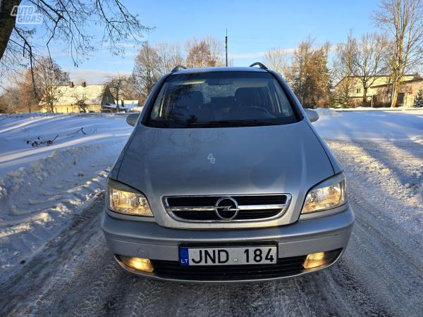 Grey Opel Zafira 2005 in Radviliskis, with an engine capacity of 2.20 L and mileage of 278 thousand km for 1195 €, photo 9 on AUTOMOTO.COM.LV