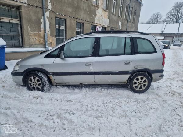 Grey Opel Zafira 2005 in Anyksciai, with an engine capacity of 2.00 L and mileage of 319 thousand km for 570 €, photo 3 on AUTOMOTO.COM.LV