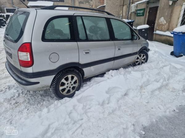 Grey Opel Zafira 2005 in Anyksciai, with an engine capacity of 2.00 L and mileage of 319 thousand km for 570 €, photo 5 on AUTOMOTO.COM.LV