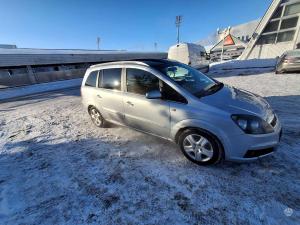 Pelēks Opel Zafira 2005 Zarasai, ar dzinēja tilpumu 1.91 L un nobraukumu 376 tūkst. km par 800 €, foto 3 vietnē AUTOMOTO.COM.LV