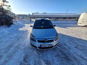 Pelēks Opel Zafira 2005 Zarasai, ar dzinēja tilpumu 1.91 L un nobraukumu 376 tūkst. km par 800 €, foto 4 vietnē AUTOMOTO.COM.LV
