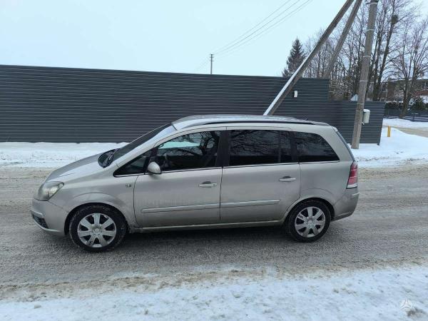 Pelēks Opel Zafira 2005 Marijampole, ar dzinēja tilpumu 1.91 L un nobraukumu 433 tūkst. km par 750 €, foto 2 vietnē AUTOMOTO.COM.LV
