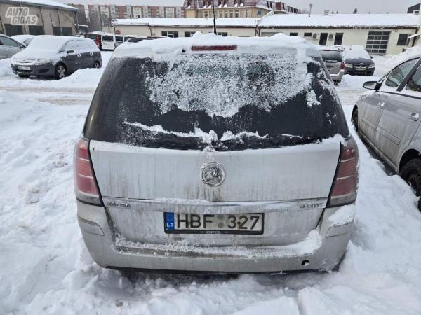 Pelēks Opel Zafira 2005 Klaipėda, ar dzinēja tilpumu 1.90 L un nobraukumu 417 tūkst. km par 500 €, foto 5 vietnē AUTOMOTO.COM.LV