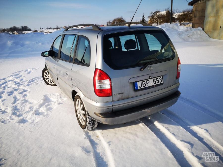 Pelēks Opel Zafira 2005 Telšiai, ar dzinēja tilpumu 1.60 L un nobraukumu 185 tūkst. km par 1490 €, foto 2 vietnē AUTOMOTO.COM.LV