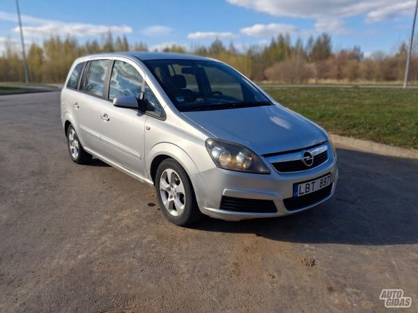 Grey Opel Zafira 2005 in Siauliai, with an engine capacity of 1.90 L and mileage of 336 thousand km for 990 €, photo 3 on AUTOMOTO.COM.LV