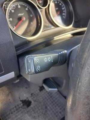 Pelēks Opel Zafira 2005 Šauļi, ar dzinēja tilpumu 1.90 L un nobraukumu 336 tūkst. km par 990 €, foto 12 vietnē AUTOMOTO.COM.LV
