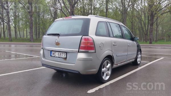 Pelēks Opel Zafira 2005 Alūksne, ar dzinēja tilpumu 1.90 L un nobraukumu 0 tūkst. km par 850 €, foto 5 vietnē AUTOMOTO.COM.LV