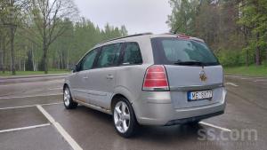Серый Опель Зафира 2005 в Алуксне, объемом двигателя 1.90 л и пробегом 0 тыс. км за 850 €, фото 7 на AUTOMOTO.COM.LV