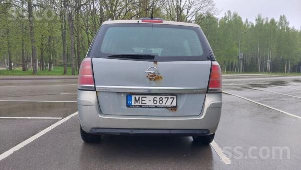 Pelēks Opel Zafira 2005 Alūksne, ar dzinēja tilpumu 1.90 L un nobraukumu 0 tūkst. km par 850 €, foto 7 vietnē AUTOMOTO.COM.LV