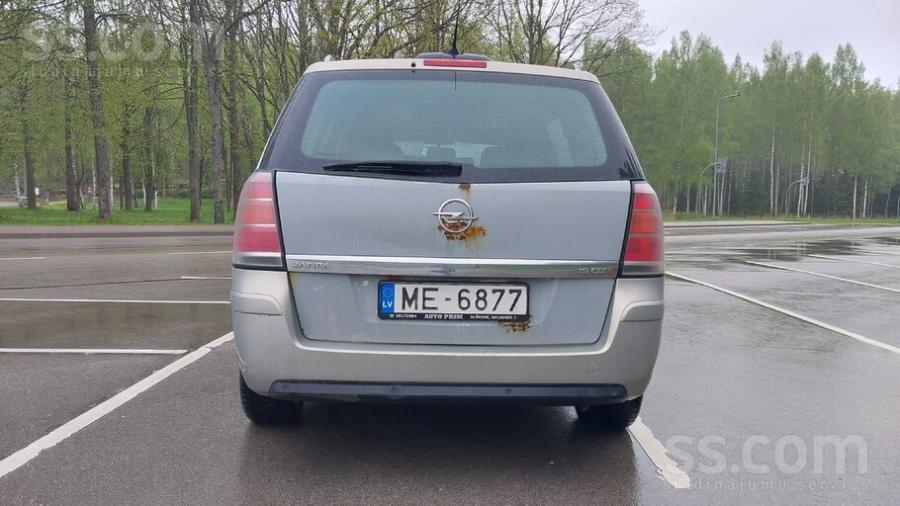 Серый Опель Зафира 2005 в Алуксне, объемом двигателя 1.90 л и пробегом 0 тыс. км за 850 €, фото 8 на AUTOMOTO.COM.LV