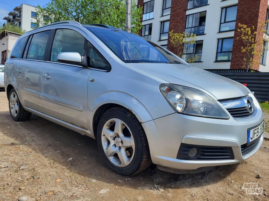 Grey Opel Zafira 2005 in Vilnius, with an engine capacity of 1.90 L and mileage of 275 thousand km for 550 €, photo 8 on AUTOMOTO.COM.LV