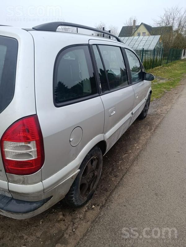 Pelēks Opel Zafira 2005 Bauska, ar dzinēja tilpumu 2.00 L un nobraukumu 310 tūkst. km par 280 €, foto 3 vietnē AUTOMOTO.COM.LV