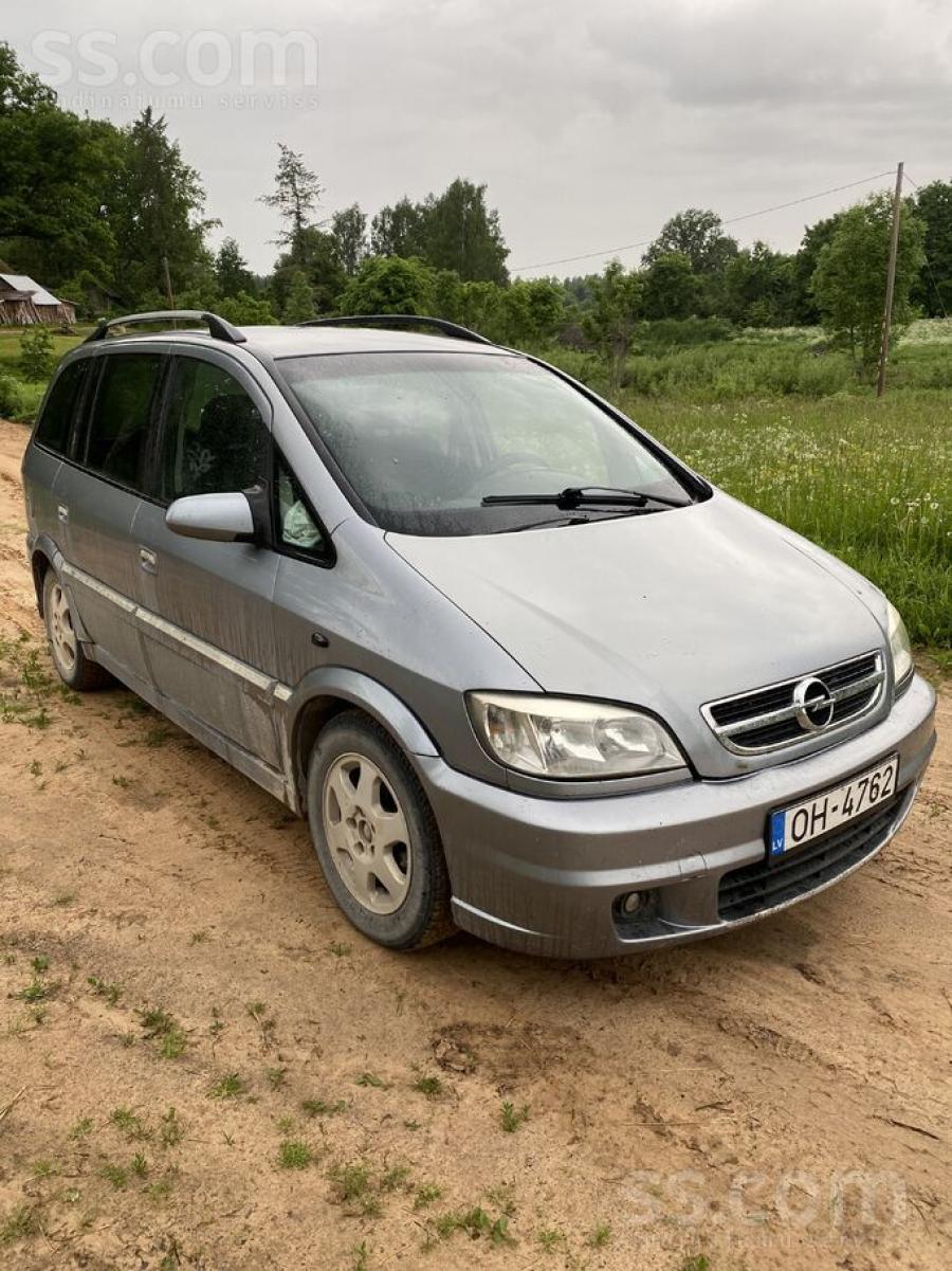 Pelēks Opel Zafira 2005 Alūksne, ar dzinēja tilpumu 2.00 L un nobraukumu 367 tūkst. km par 500 €, foto 1 vietnē AUTOMOTO.COM.LV