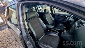 Grey Opel Zafira 2005 in Cesis, with an engine capacity of 1.90 L and mileage of 390 thousand km for 1500 €, photo 13 on AUTOMOTO.COM.LV
