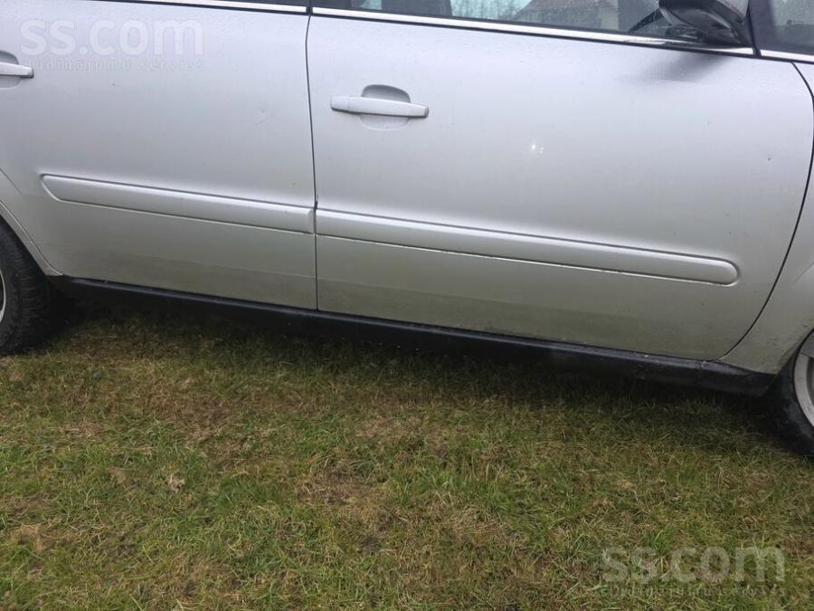 Pelēks Opel Zafira 2005 Jēkabpils, ar dzinēja tilpumu 1.90 L un nobraukumu 360 tūkst. km par 1600 €, foto 3 vietnē AUTOMOTO.COM.LV