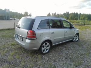 Серый Опель Зафира 2005 в Кулдига, объемом двигателя 1.90 л и пробегом 265 тыс. км за 1500 €, фото 3 на AUTOMOTO.COM.LV