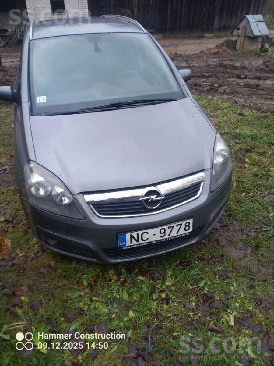 Pelēks Opel Zafira 2005 Aizkraukle, ar dzinēja tilpumu 1.90 L un nobraukumu 223 tūkst. km par 1100 €, foto 6 vietnē AUTOMOTO.COM.LV