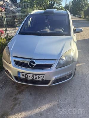 Pelēks Opel Zafira 2005 Jūrmala, ar dzinēja tilpumu 1.90 L un nobraukumu 408 tūkst. km par 500 €, foto 6 vietnē AUTOMOTO.COM.LV