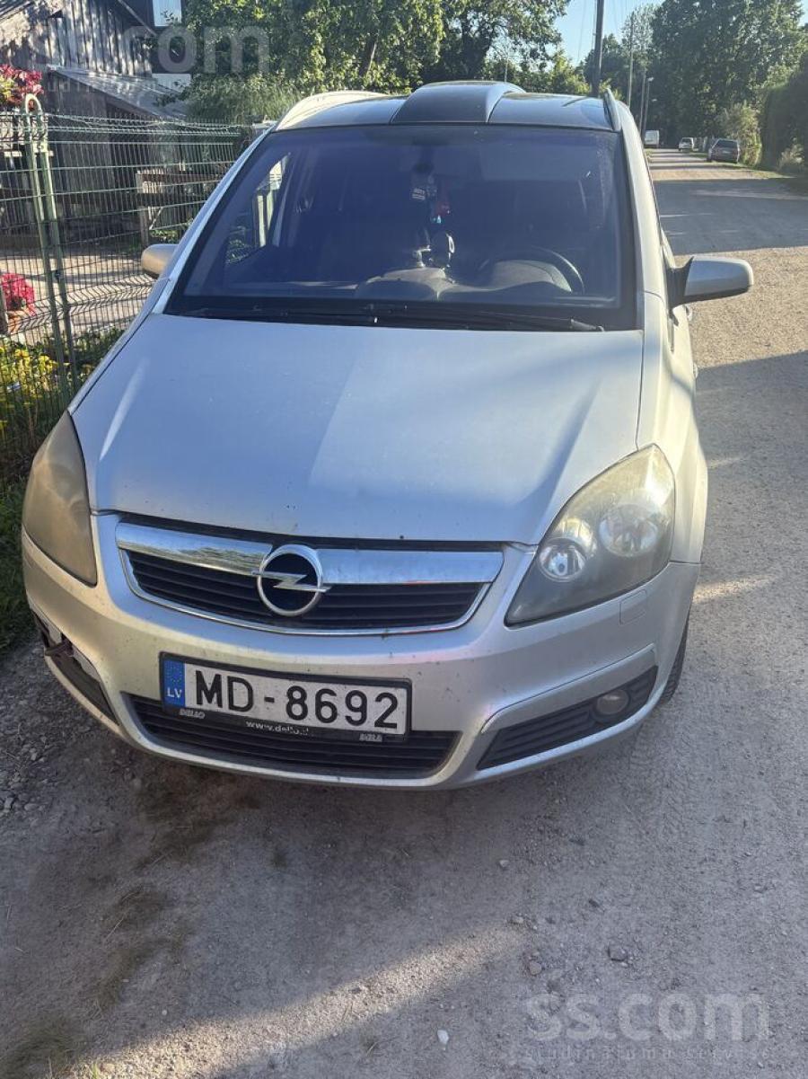 Pelēks Opel Zafira 2005 Jūrmala, ar dzinēja tilpumu 1.90 L un nobraukumu 408 tūkst. km par 500 €, foto 6 vietnē AUTOMOTO.COM.LV