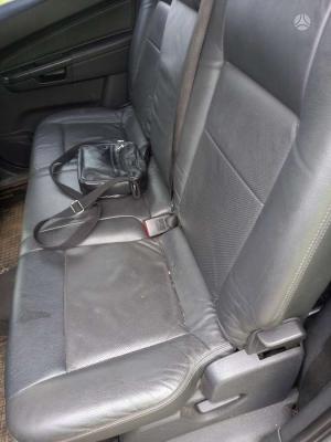 Grey Opel Zafira 2005 in Klaipeda, with an engine capacity of 1.91 L and mileage of 211 thousand km for 1450 €, photo 9 on AUTOMOTO.COM.LV