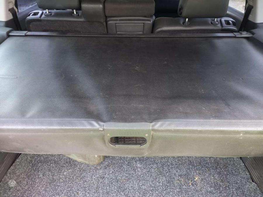 Grey Opel Zafira 2005 in Klaipeda, with an engine capacity of 1.91 L and mileage of 211 thousand km for 1450 €, photo 10 on AUTOMOTO.COM.LV