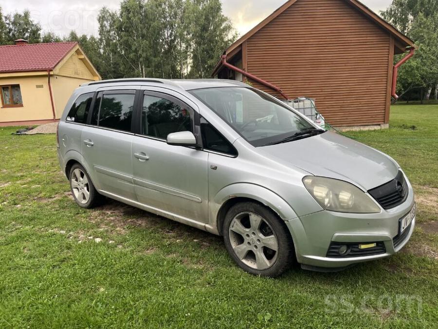 Серый Опель Зафира 2005 в Цесис, объемом двигателя 1.90 л и пробегом 310 тыс. км за 1100 €, фото 5 на AUTOMOTO.COM.LV