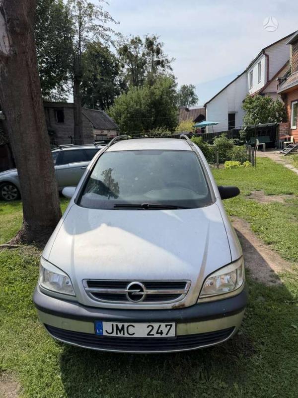 Grey Opel Zafira 2005 in Kaunas, with an engine capacity of 1.80 L and mileage of 285 thousand km for 499 €, photo 2 on AUTOMOTO.COM.LV