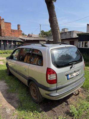 Grey Opel Zafira 2005 in Kaunas, with an engine capacity of 1.80 L and mileage of 285 thousand km for 499 €, photo 5 on AUTOMOTO.COM.LV