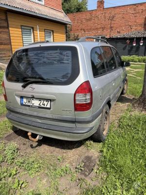 Grey Opel Zafira 2005 in Kaunas, with an engine capacity of 1.80 L and mileage of 285 thousand km for 499 €, photo 6 on AUTOMOTO.COM.LV