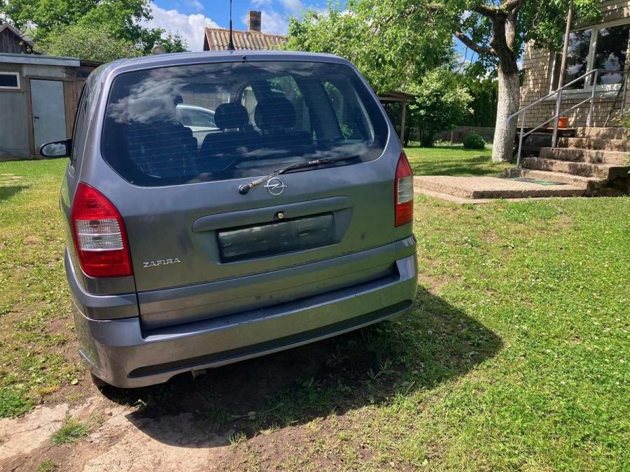 Pelēks Opel Zafira 2005 Kauņa, ar dzinēja tilpumu 2.17 L un nobraukumu 252 tūkst. km par 650 €, foto 5 vietnē AUTOMOTO.COM.LV