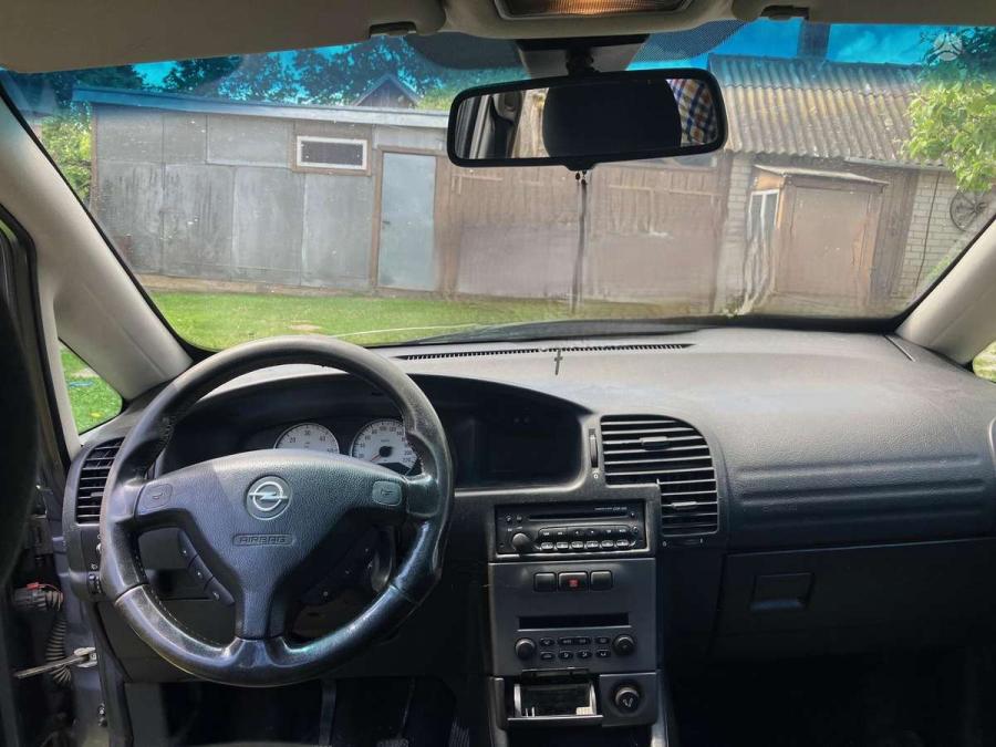 Pelēks Opel Zafira 2005 Kauņa, ar dzinēja tilpumu 2.17 L un nobraukumu 252 tūkst. km par 650 €, foto 9 vietnē AUTOMOTO.COM.LV
