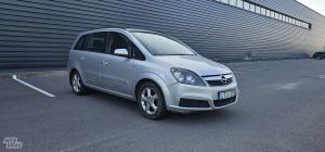 Grey Opel Zafira 2005 in Alytus, with an engine capacity of 1.90 L and mileage of 410 thousand km for 1550 €, photo 4 on AUTOMOTO.COM.LV