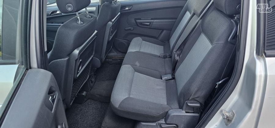 Grey Opel Zafira 2005 in Alytus, with an engine capacity of 1.90 L and mileage of 410 thousand km for 1550 €, photo 13 on AUTOMOTO.COM.LV
