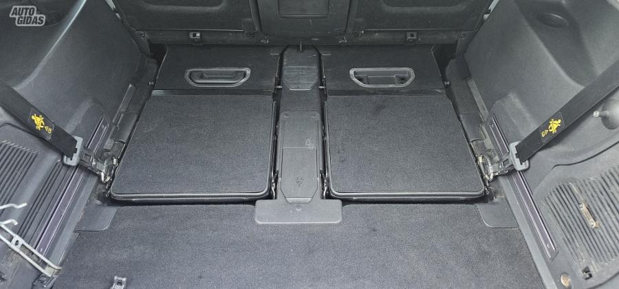 Grey Opel Zafira 2005 in Alytus, with an engine capacity of 1.90 L and mileage of 410 thousand km for 1550 €, photo 14 on AUTOMOTO.COM.LV