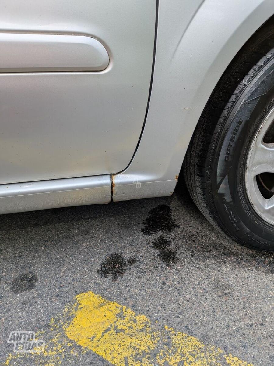 Серый Опель Зафира 2005 в Вильнюс, объемом двигателя 1.80 л и пробегом 300 тыс. км за 1500 €, фото 21 на AUTOMOTO.COM.LV