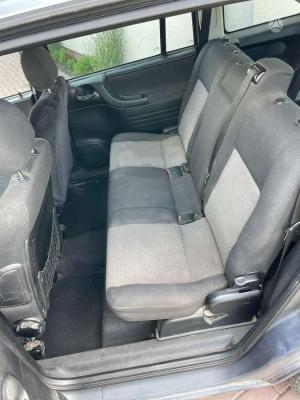 Grey Opel Zafira 2005 in Kaunas, with an engine capacity of 1.60 L and mileage of 316 thousand km for 690 €, photo 13 on AUTOMOTO.COM.LV