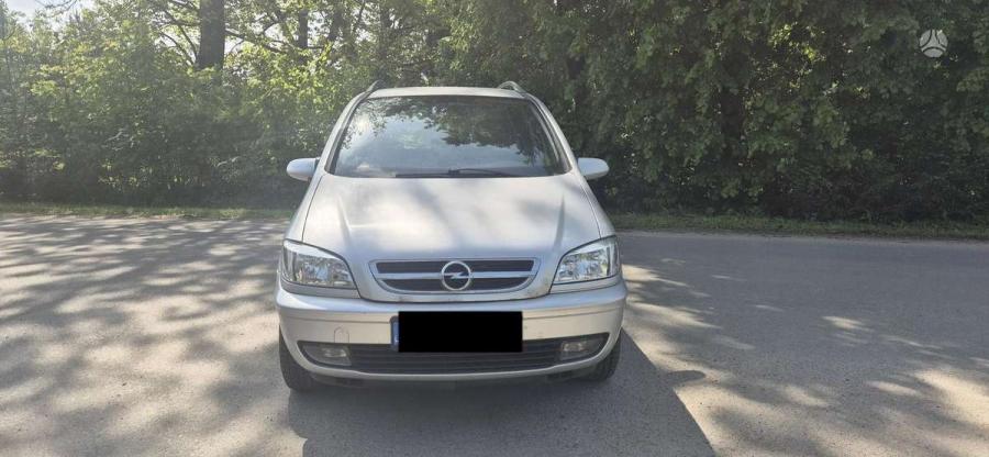 Grey Opel Zafira 2005 in Vilnius, with an engine capacity of 2.20 L and mileage of 196 thousand km for 1450 €, photo 4 on AUTOMOTO.COM.LV